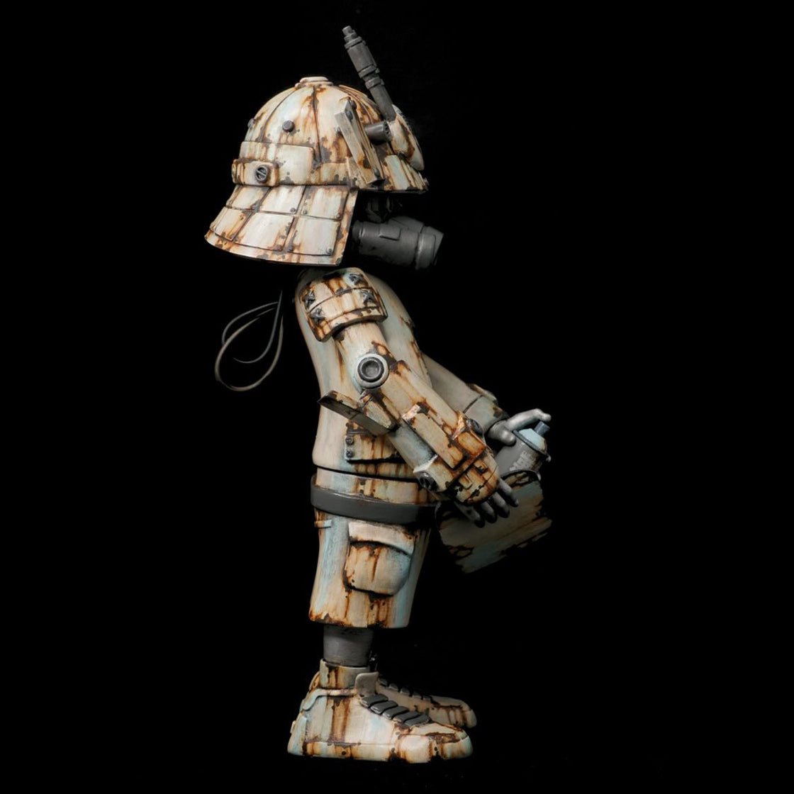 Klav - White Rust - 16inch Dekai — Martian Toys